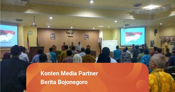 Wabub Sampaikan LKPJ, Realisasi Pendapatan APBD 2016 Capai 89,67 % | kumparan.com